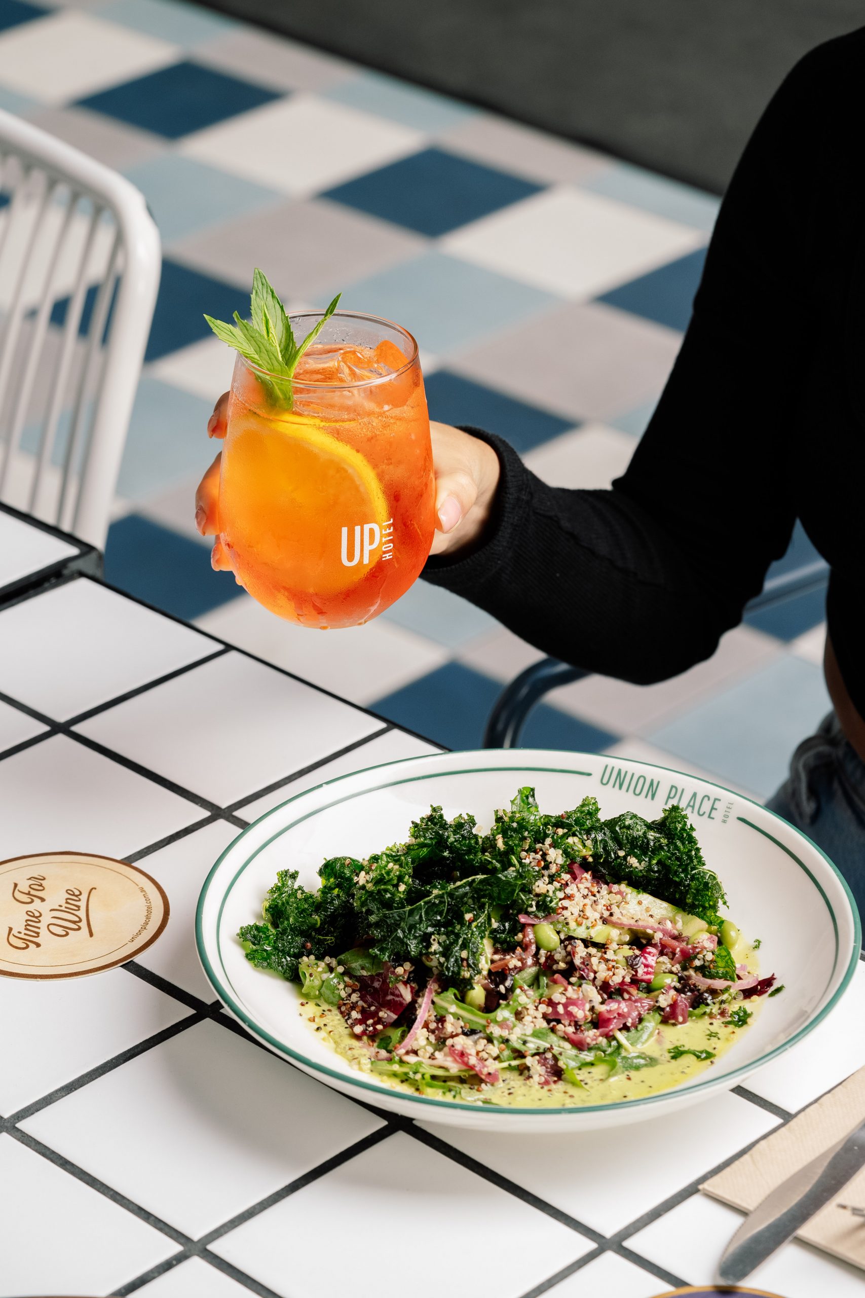Local Bistro, Make a Table Booking Now - Union Place Hotel